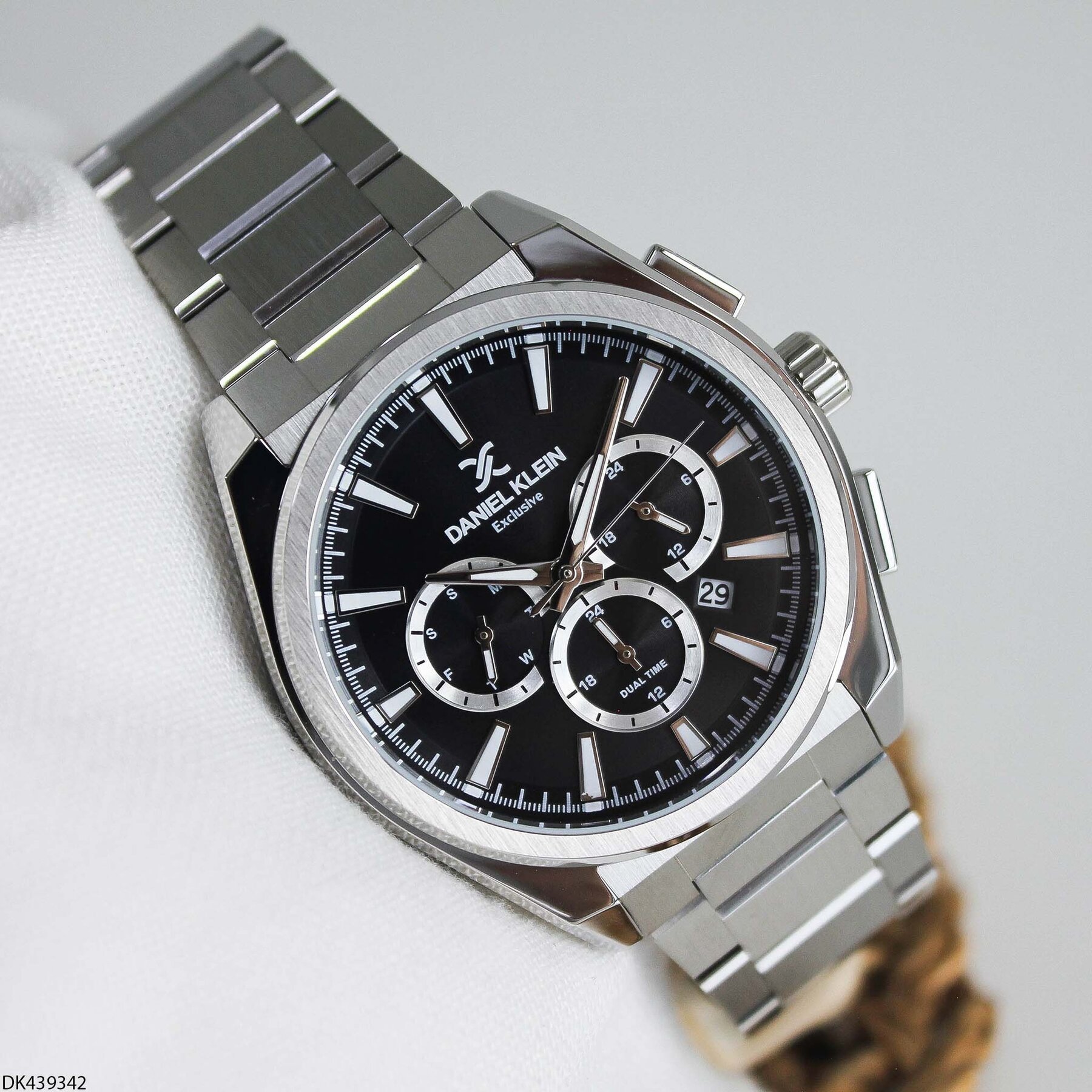 Daniel Klein DK453126 Steel Strap Men Watch