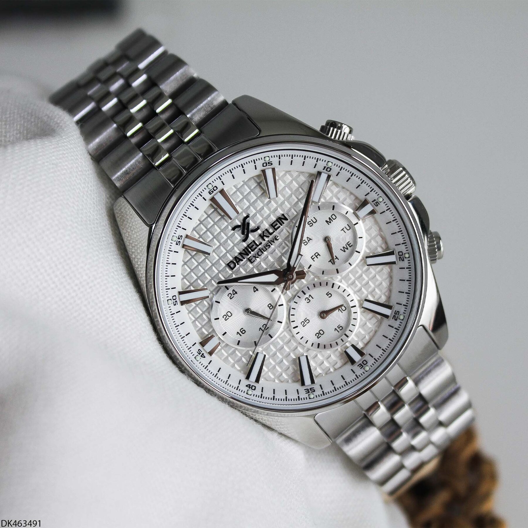 Daniel Klein DK453126 Steel Strap Men Watch